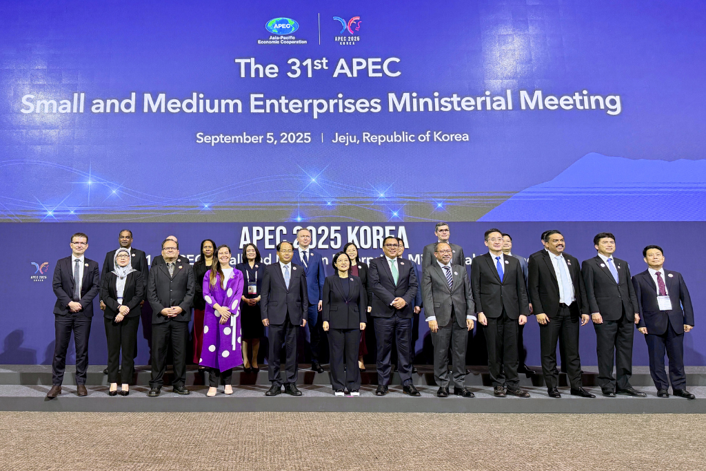 SME Ministers Issue Joint Statement, Launch Jeju Initiative on Startup Alliance | APEC