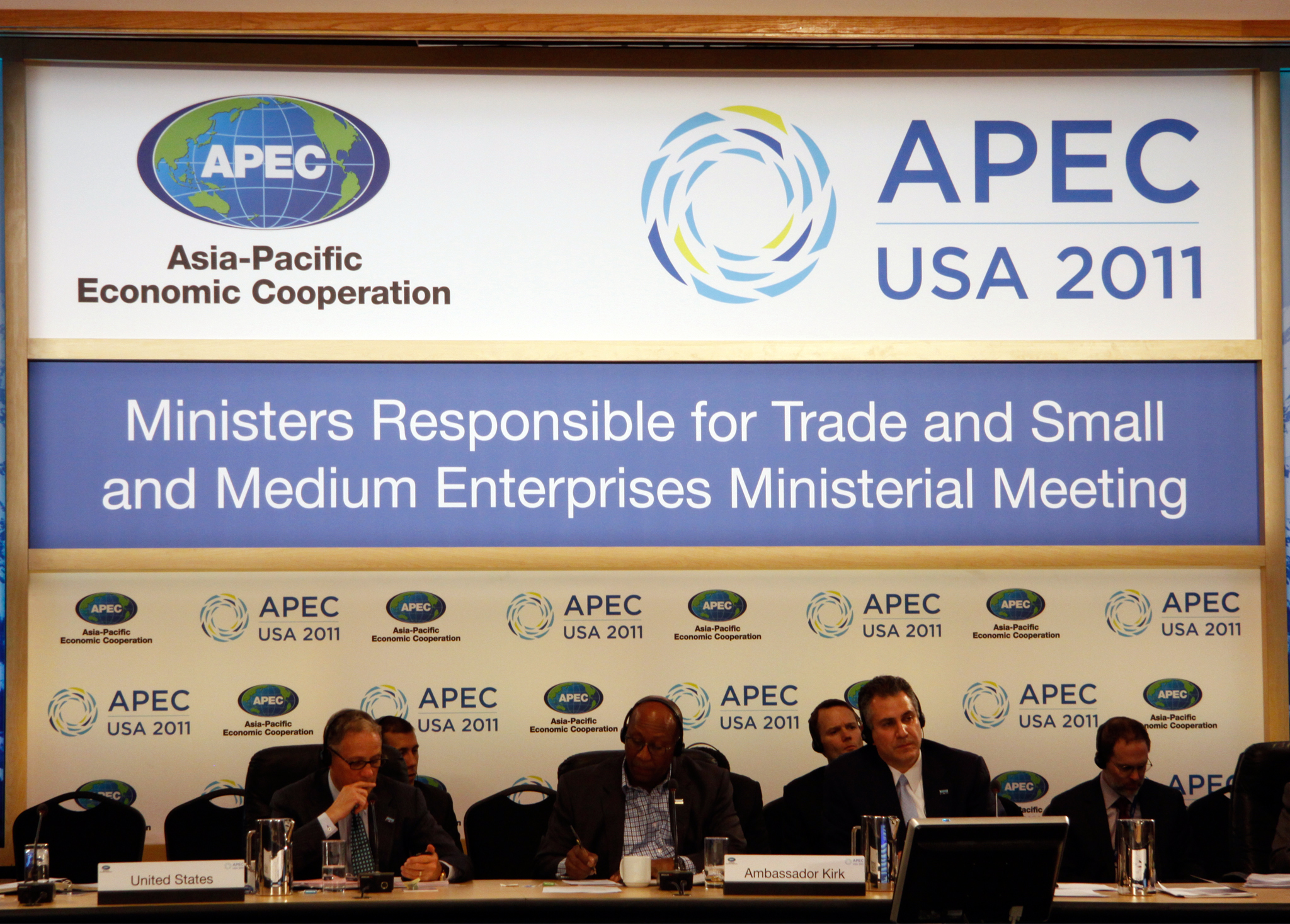 Joint Meeting of APEC Ministers Responsible for Trade and Small and ...