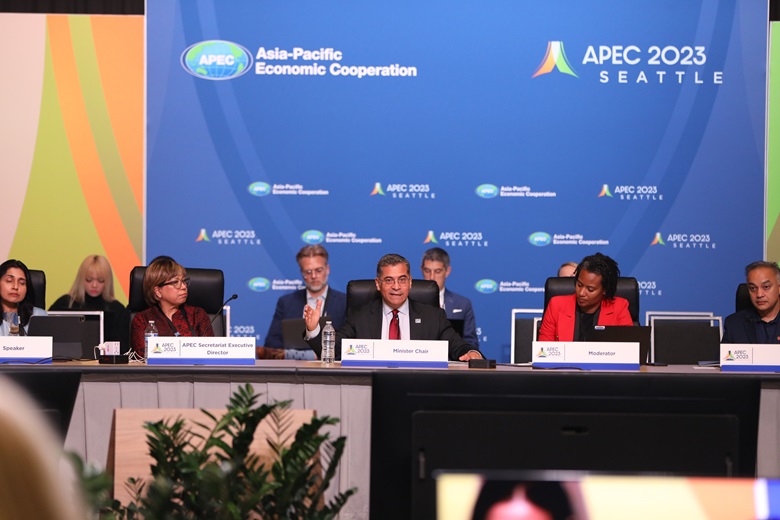 13th APEC High-Level Meeting on Health and the Economy | APEC
