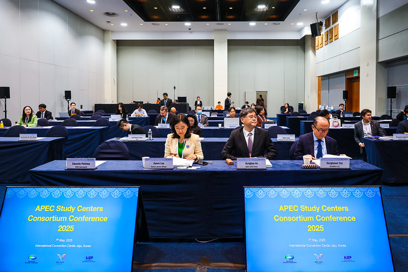 ASCCC (APEC Study Centers Consortium Conference) | APEC